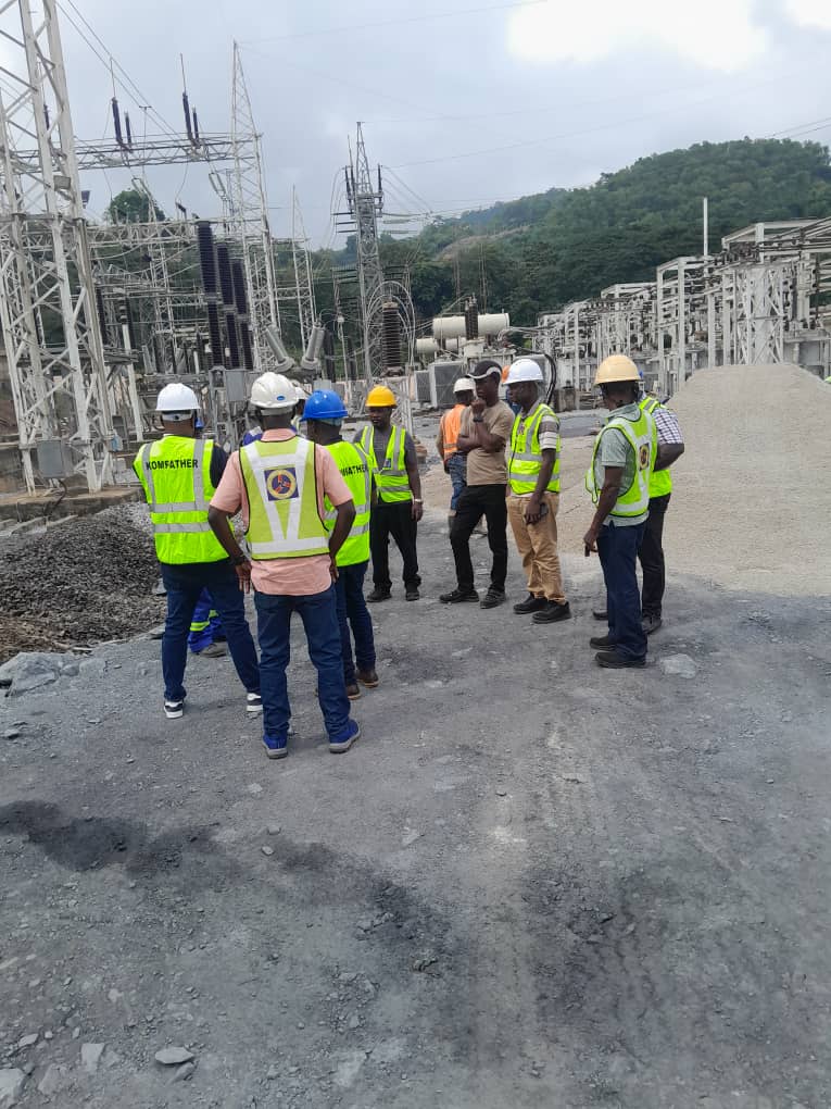 ECG REPLACES THREE FAULTY TRANSFORMERS IN SUAME DISTRICT – ECG | Blog